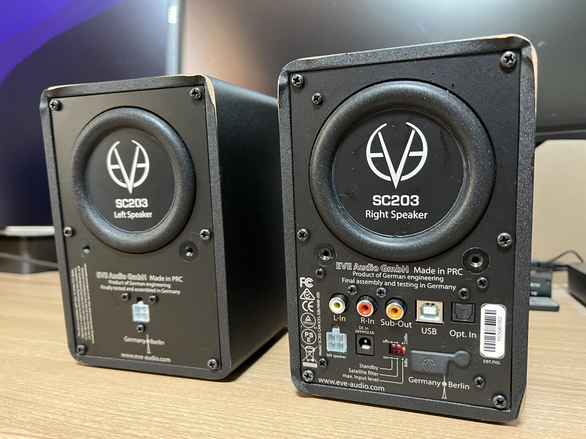 【レビュー】「Roland MA-20D」から「EVE audio SC203」にスピーカー買い替え。快適です | とむじそブログ